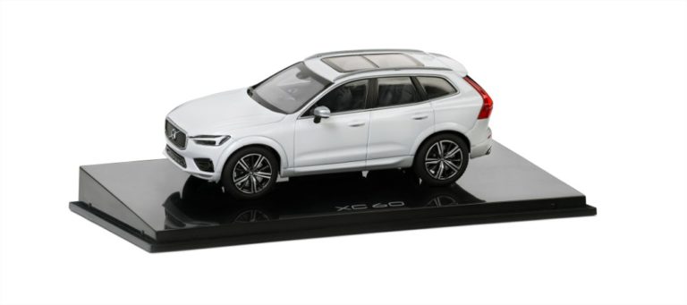 The Volvo Lifestyle Collection: complementa tu día a día con Volvo ...